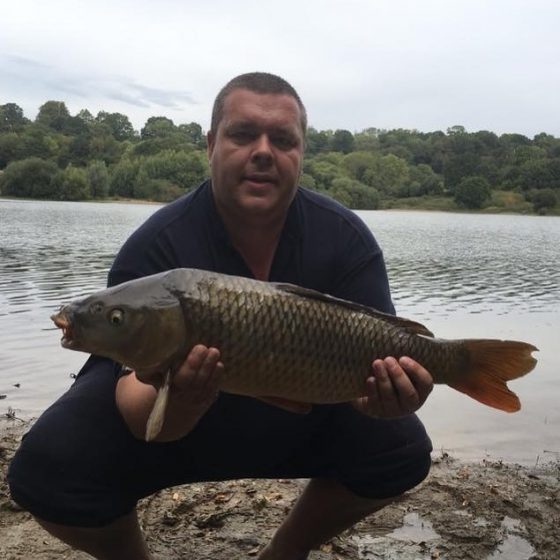 Paul Lucken – 14lb common | Weir Wood Carp & Coarse Fishery