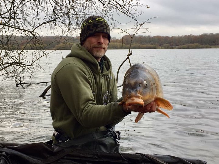 Rob Cate 30lb 12oz | Weir Wood Carp & Coarse Fishery